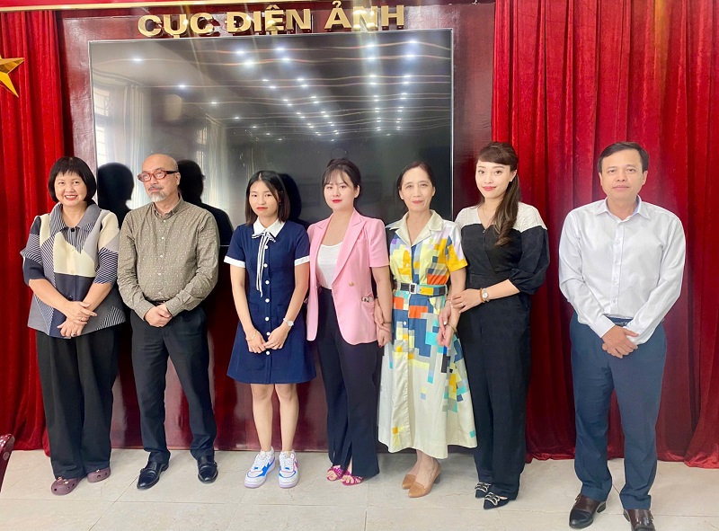 TRAO QUYẾT ĐỊNH TIẾP NHẬN CÔNG CHỨC LÀM VIỆC TẠI CỤC ĐIỆN ẢNH